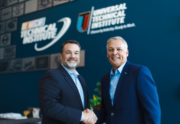 Continental Partners with Universal Technical Institute | Modern Tire ...