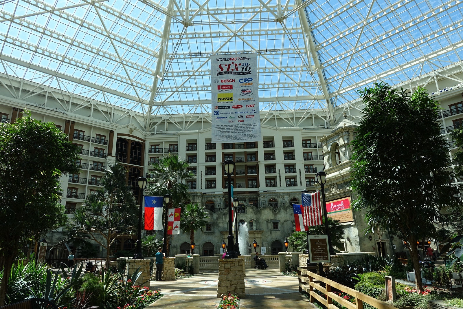 Worldpac Hosts Supplier and Training Expo | 2016-05-16 | Modern Tire Dealer