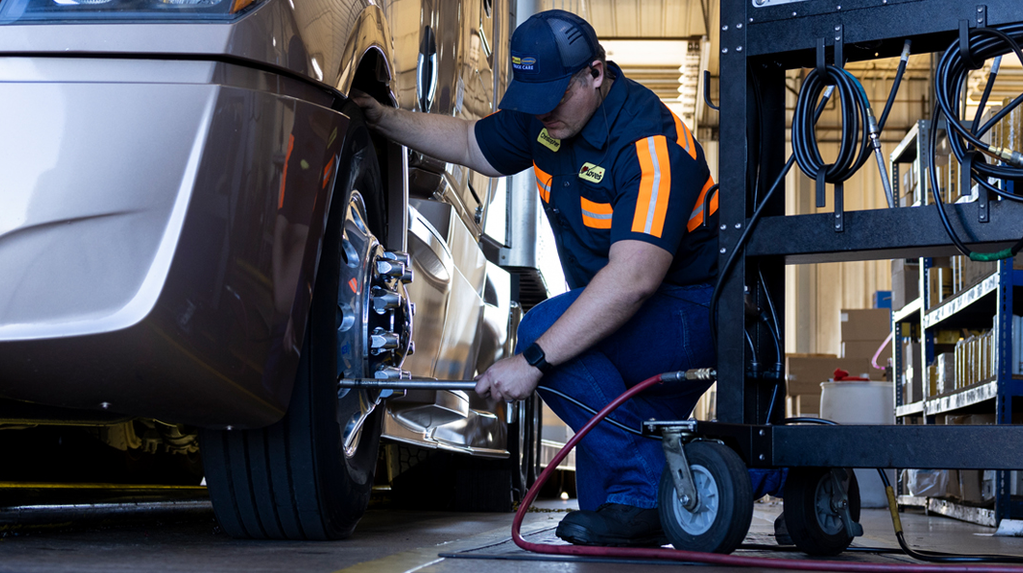 Love's and Speedco to Offer Free Tire Inspections | Modern Tire Dealer