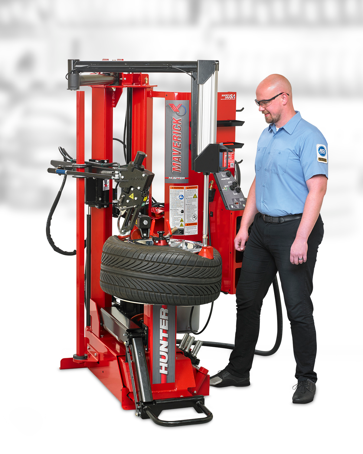 Hunter Releases Maverick Tire Changer | Modern Tire Dealer