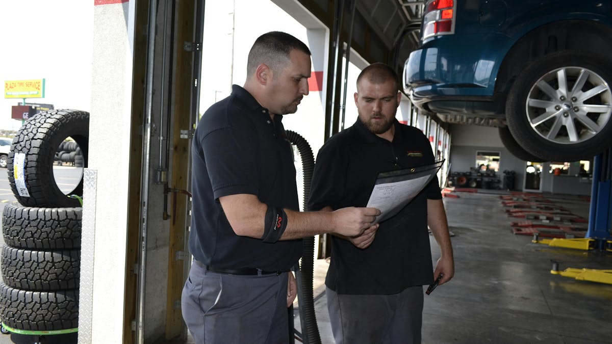 The Daunting Role of Service Managers | Modern Tire Dealer